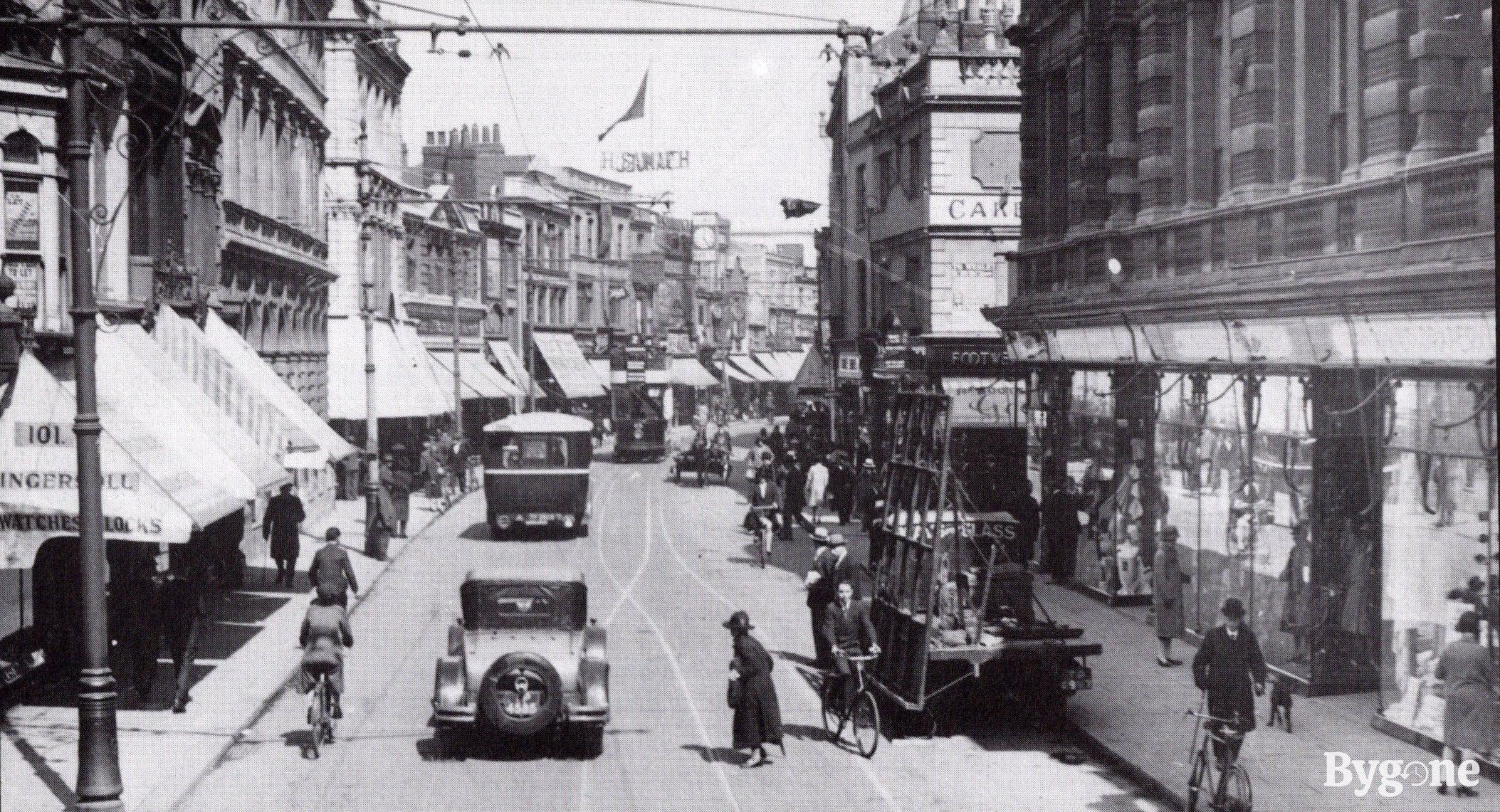 Commercial Road, Portsmouth, 1934 | Bygone
